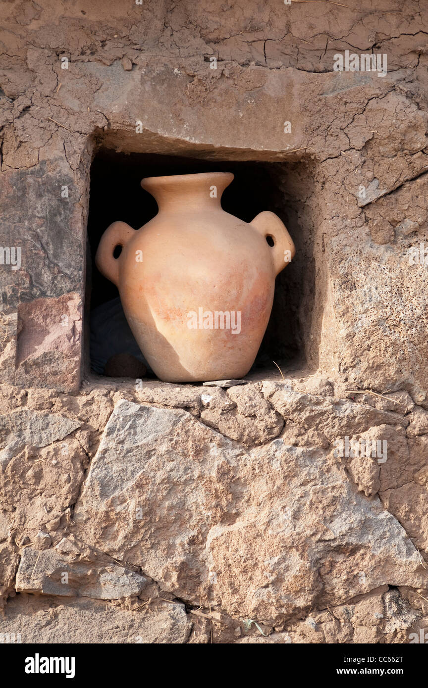 Inca ceramic Banque de photographies et d’images à haute résolution - Alamy