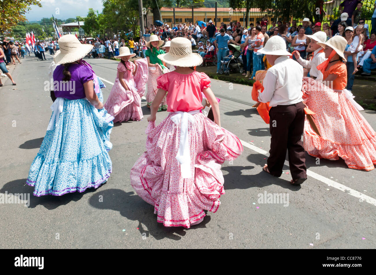 Costa rican kids Banque de photographies et d’images à haute résolution ...