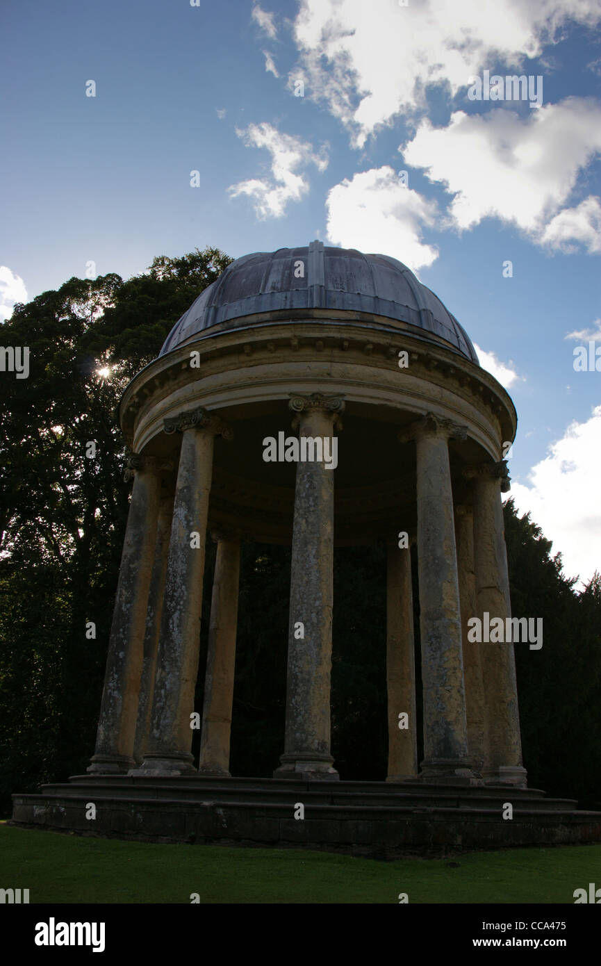 Le Temple Ionique, Duncombe Park, siège du Baron Feversham, Helmsley ...