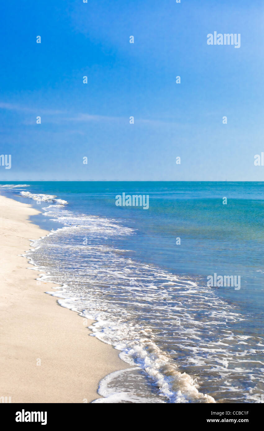 Plage d'été Banque de photographies et d’images à haute résolution - Alamy