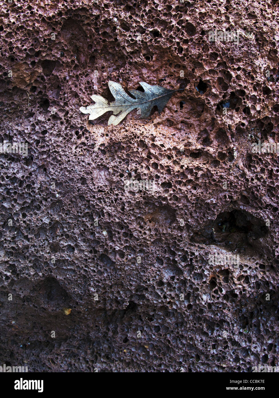 Roche volcanique rouge Banque de photographies et d’images à haute ...