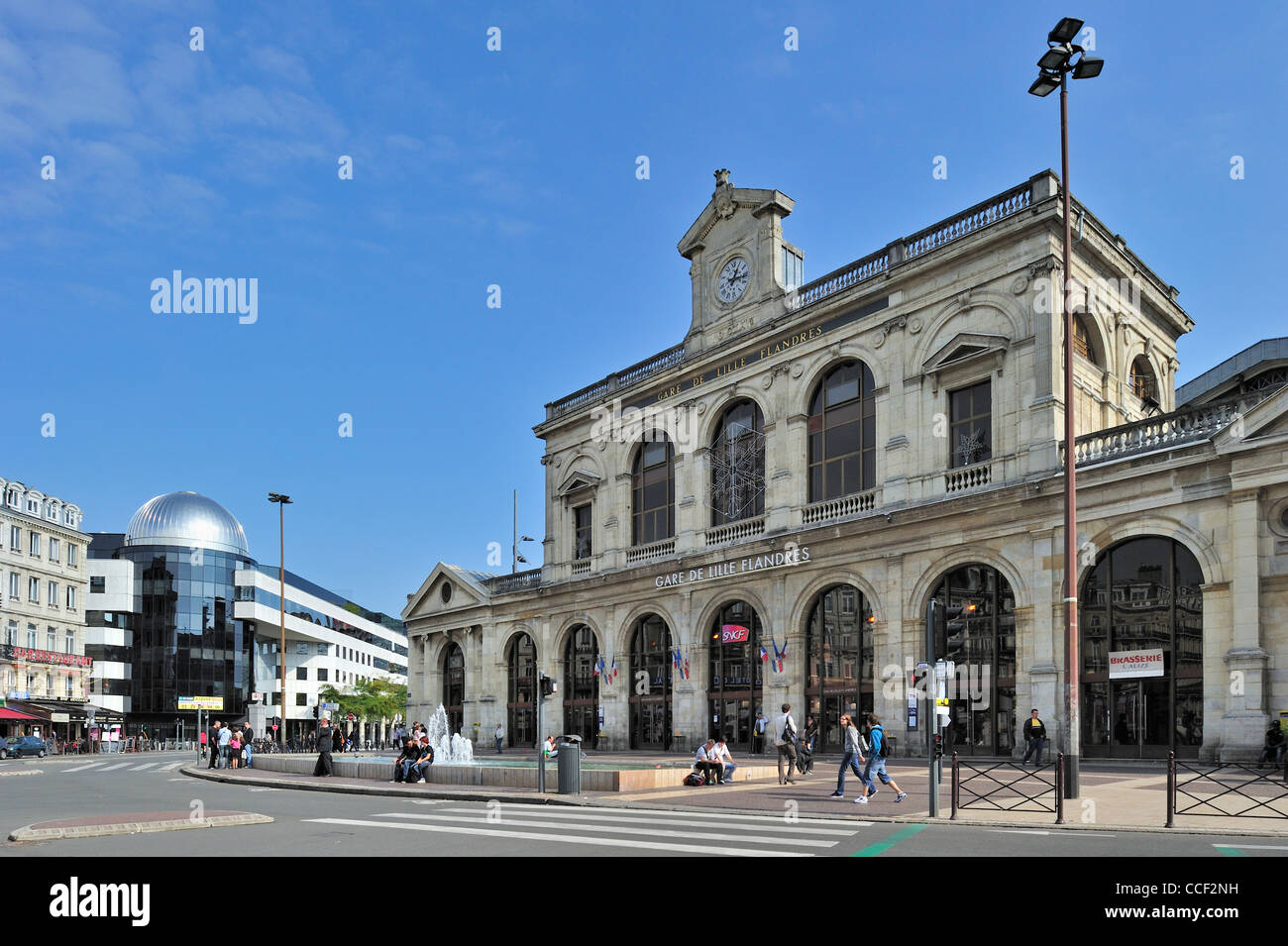 Gare de lille lille flandres Banque de photographies et d’images à haute résolution - Alamy