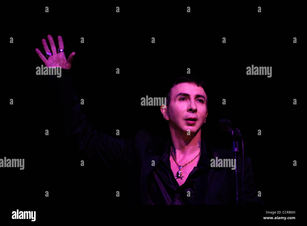 Soft cell singer marc almond Banque de photographies et d’images à ...