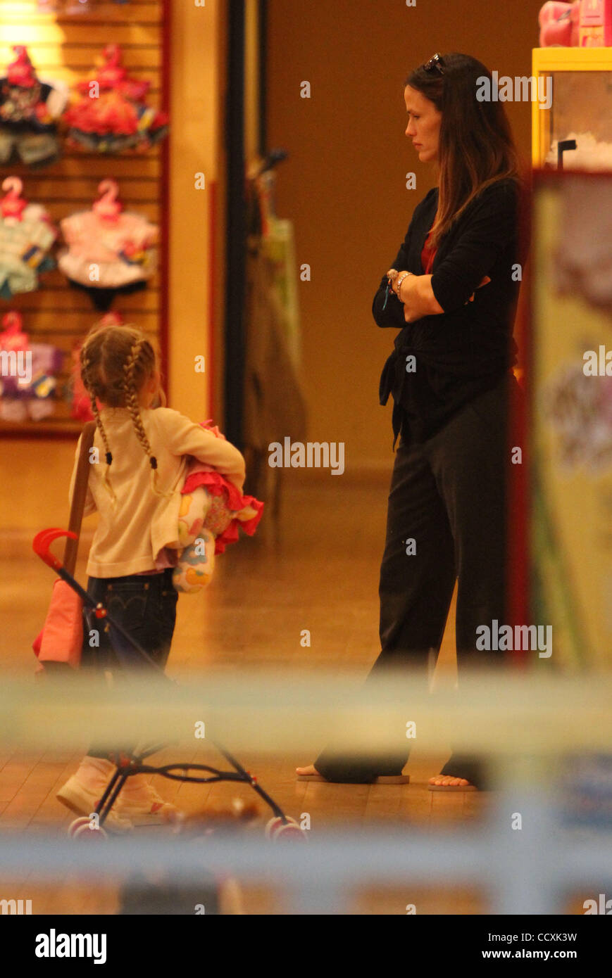 Jun 01, 2010 - Los Angeles, Californie, États-Unis - actrice Jennifer ...