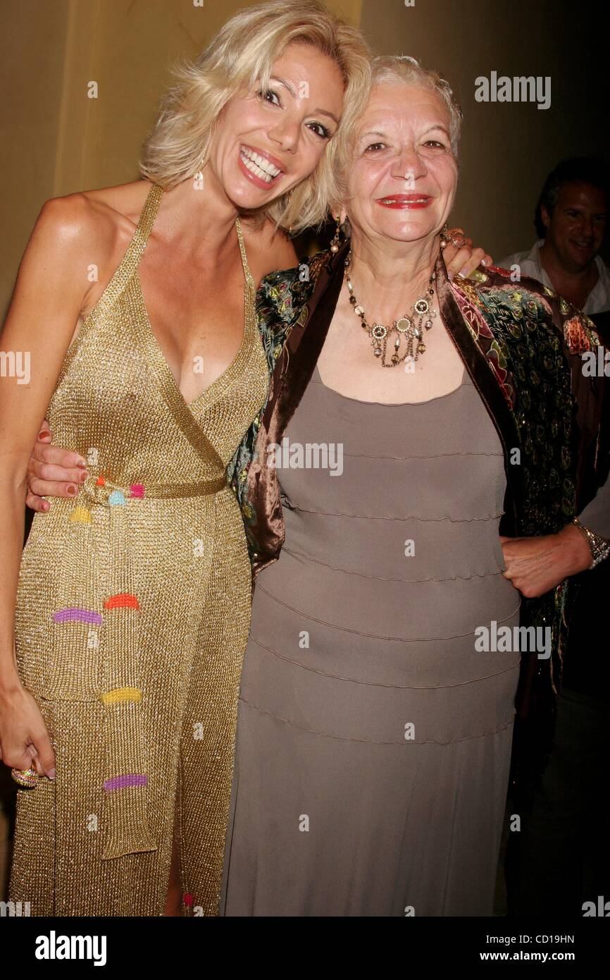 Marie collins Banque de photographies et d’images à haute résolution ...