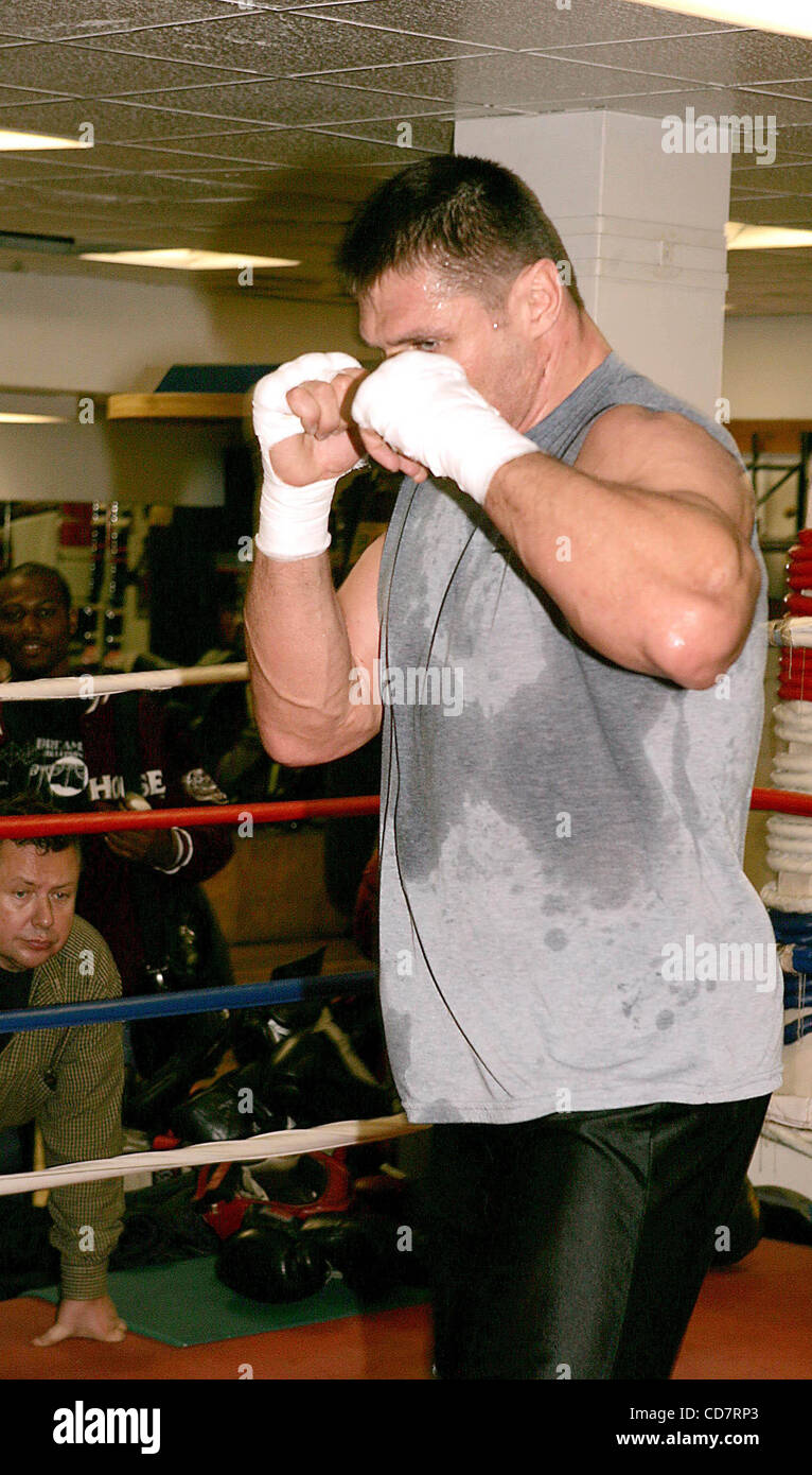 Le 10 novembre 2004 - New York, New York, États-Unis - K39938RM.ANDREW ...