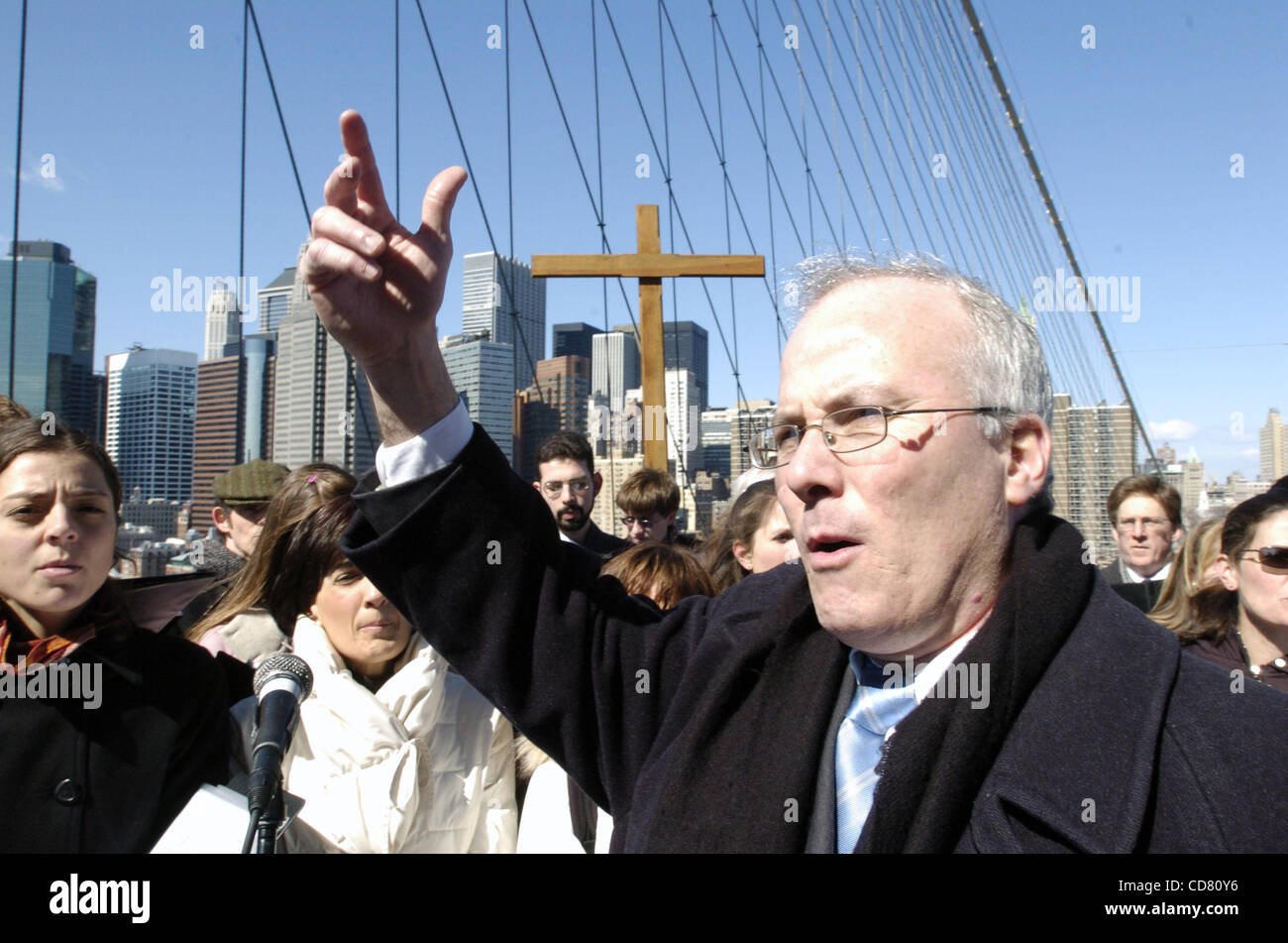 Des centaines de participer à la 'Le Vendredi Saint 2008 Chemin de ...