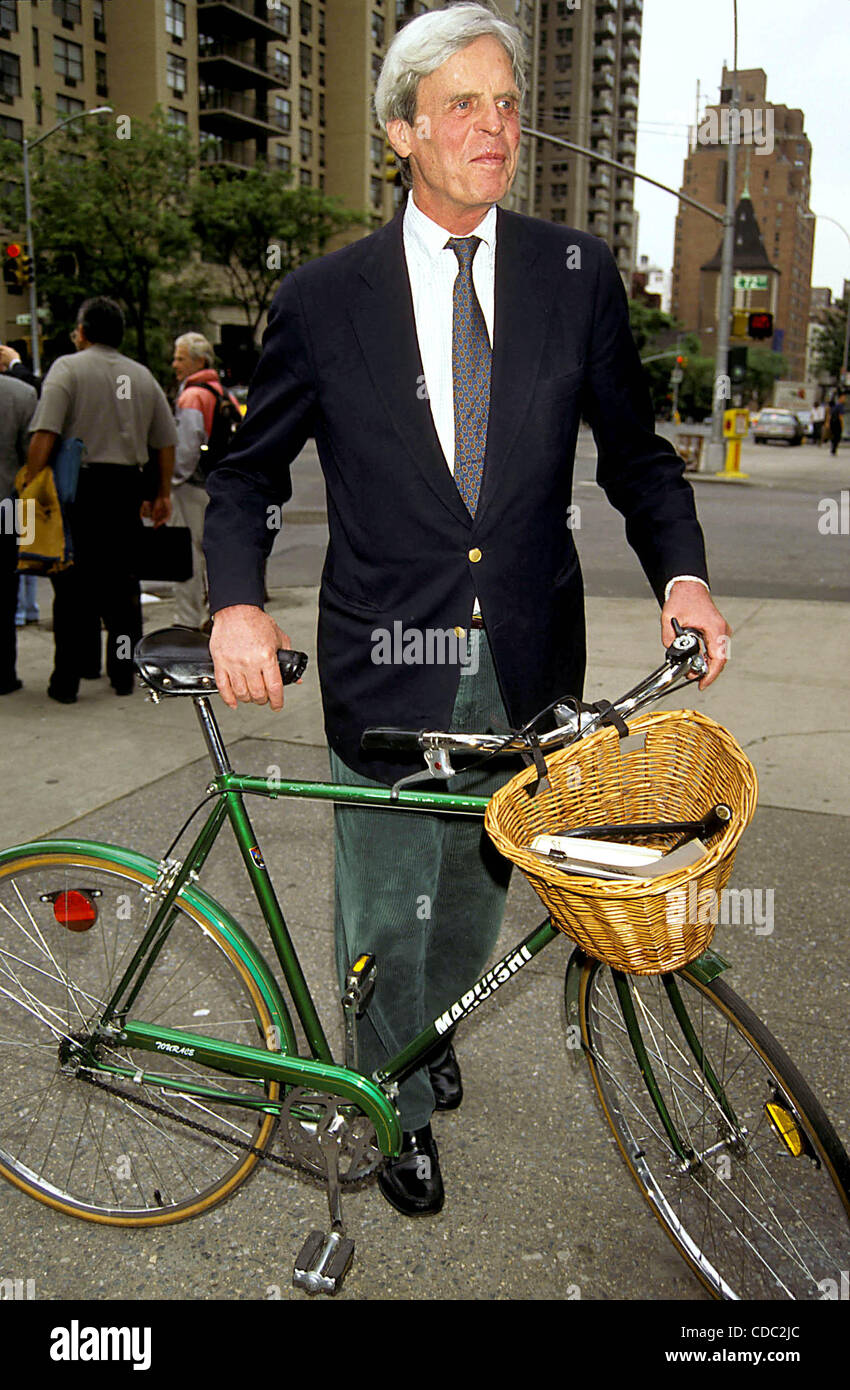 George plimpton Banque de photographies et d’images à haute résolution ...