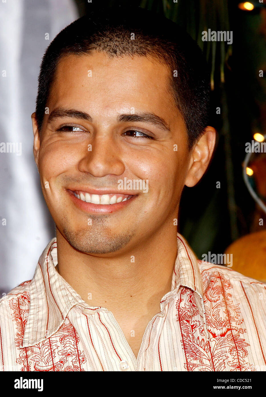 K34839AR.CASTMEMBERS DU NOUVEAU FILM 'COUPLE' APPARAISSE AU PLANET ...