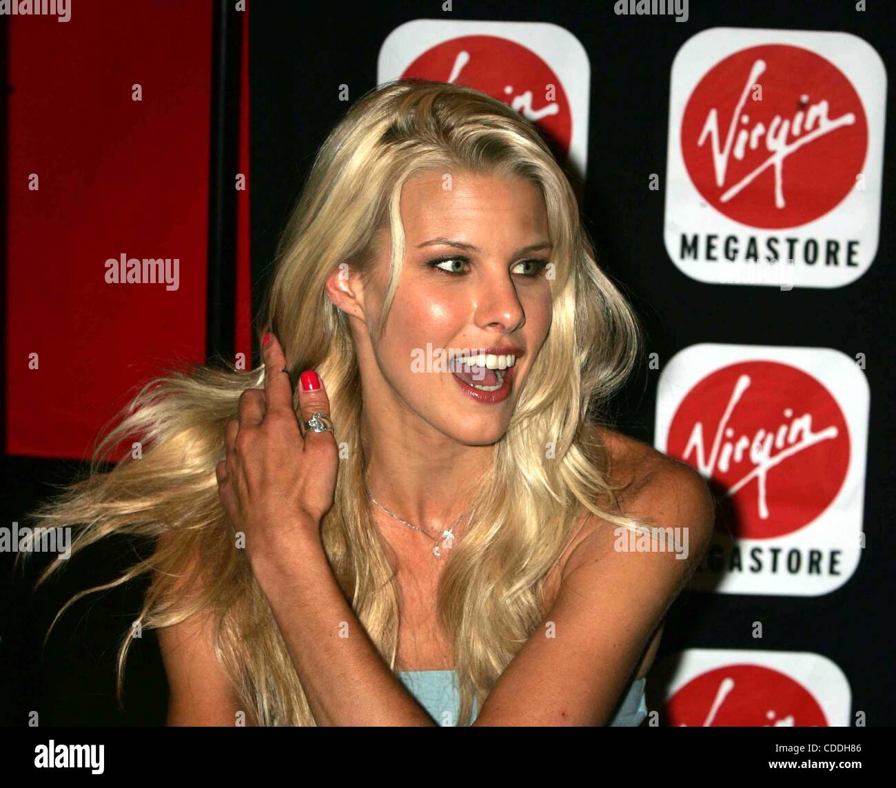 Fhm magazine Banque de photographies et d’images à haute résolution - Alamy