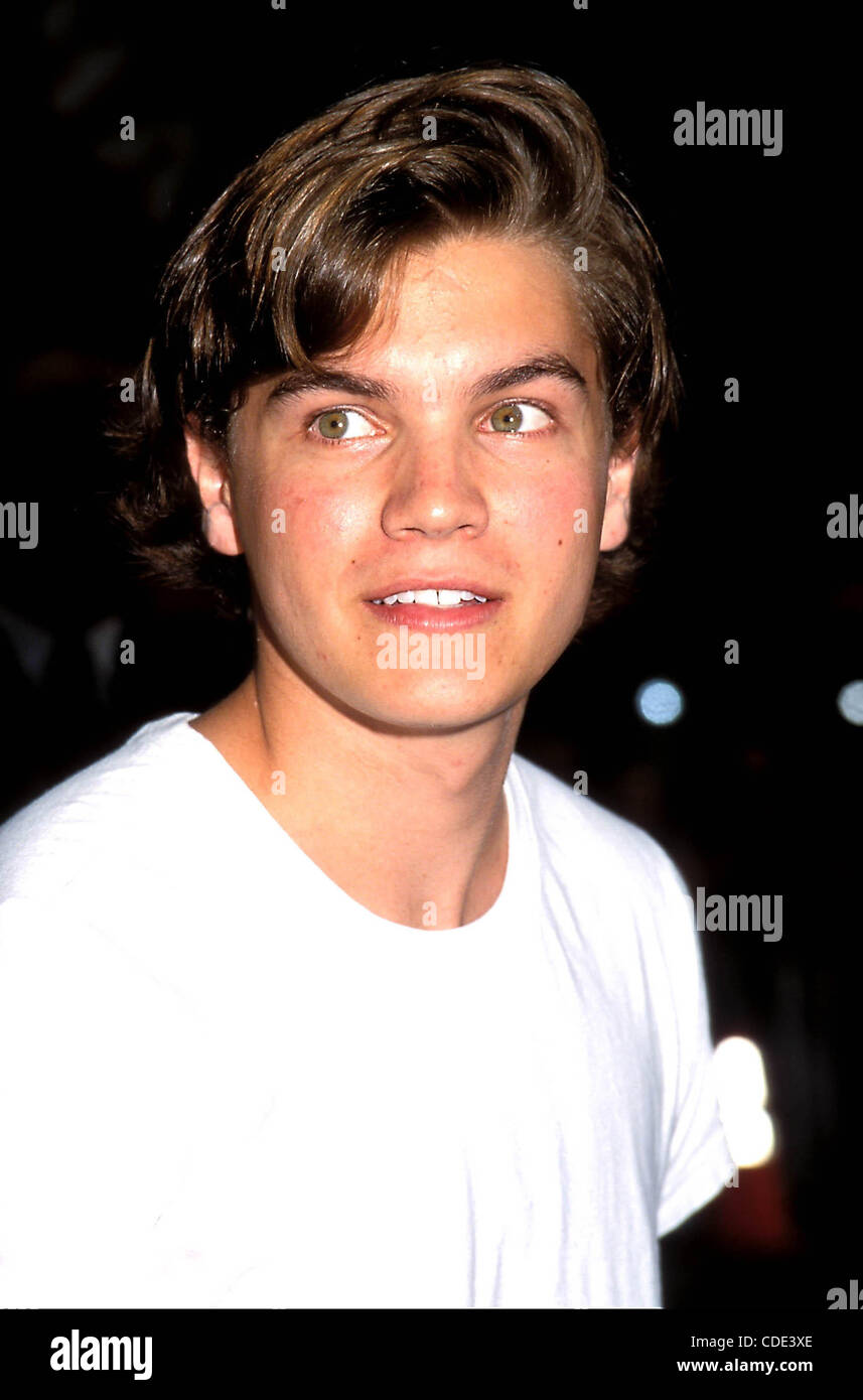Emile hirsch lara croft tombe raider Banque de photographies et d ...