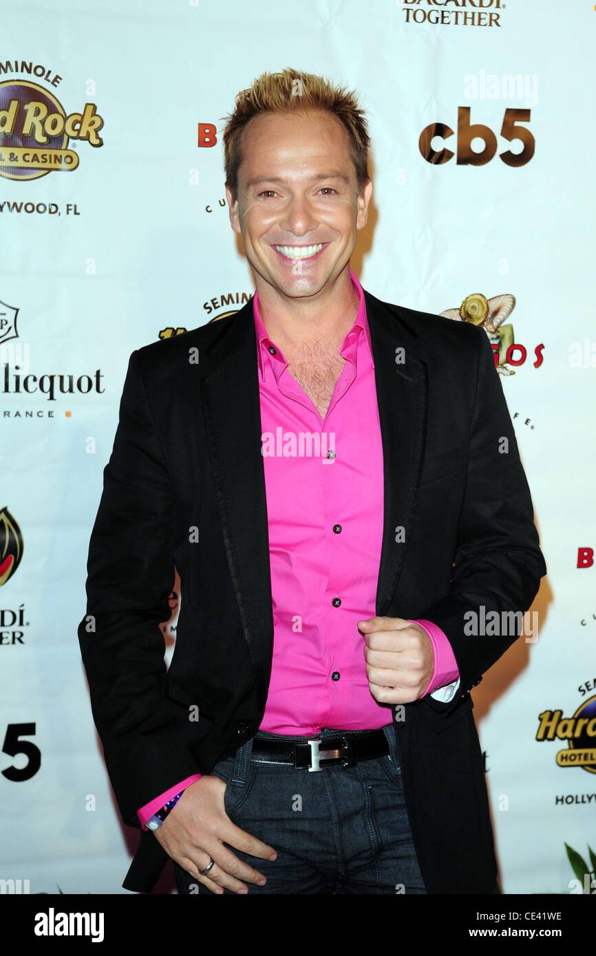 Martin Llorens Inauguration de Bongos Cuban Cafe au Seminole Hard Rock ...