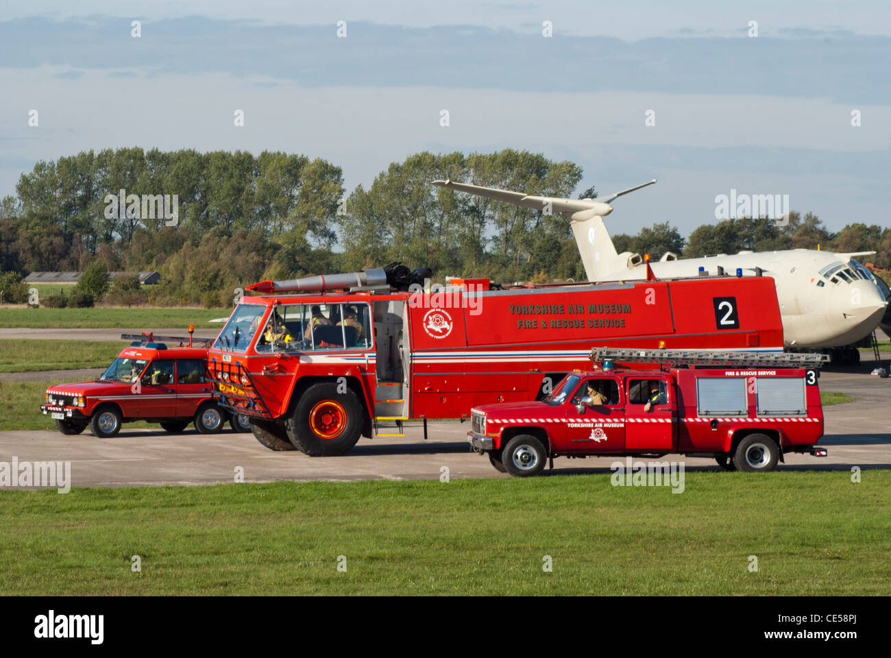Moteur d'incendie de l'aéroport Photo Stock - Alamy