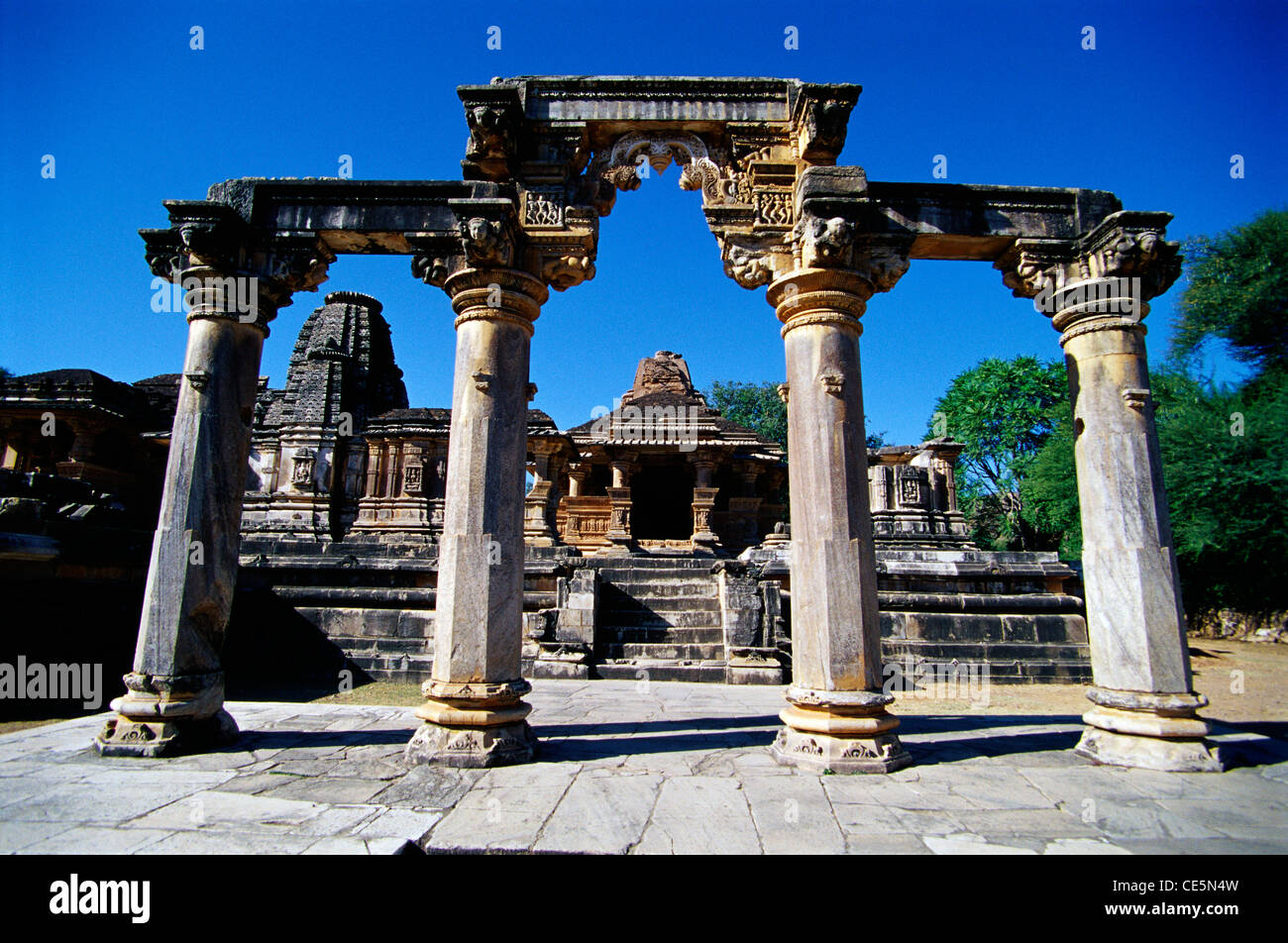 Nagda rajasthan Banque de photographies et d’images à haute résolution ...