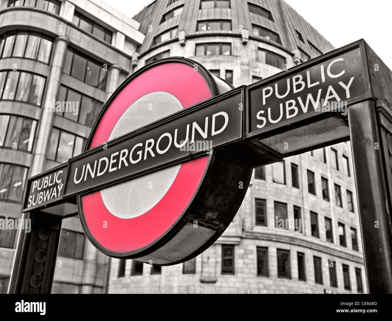 London underground signage Banque de photographies et d’images à haute ...