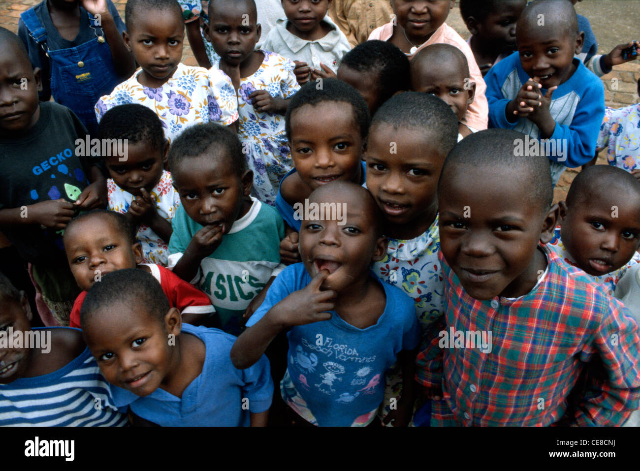 Orphelins dans un orphelinat au Rwanda, l'Afrique Photo Stock - Alamy