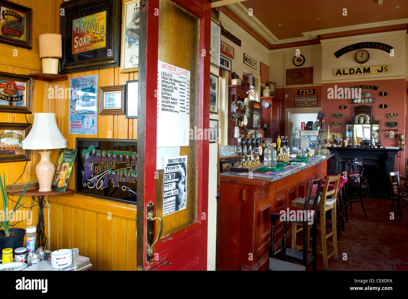 Gare de stalybridge Banque de photographies et d’images à haute ...