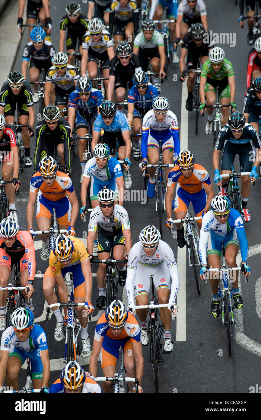 Peloton cycliste Banque de photographies et d’images à haute résolution ...