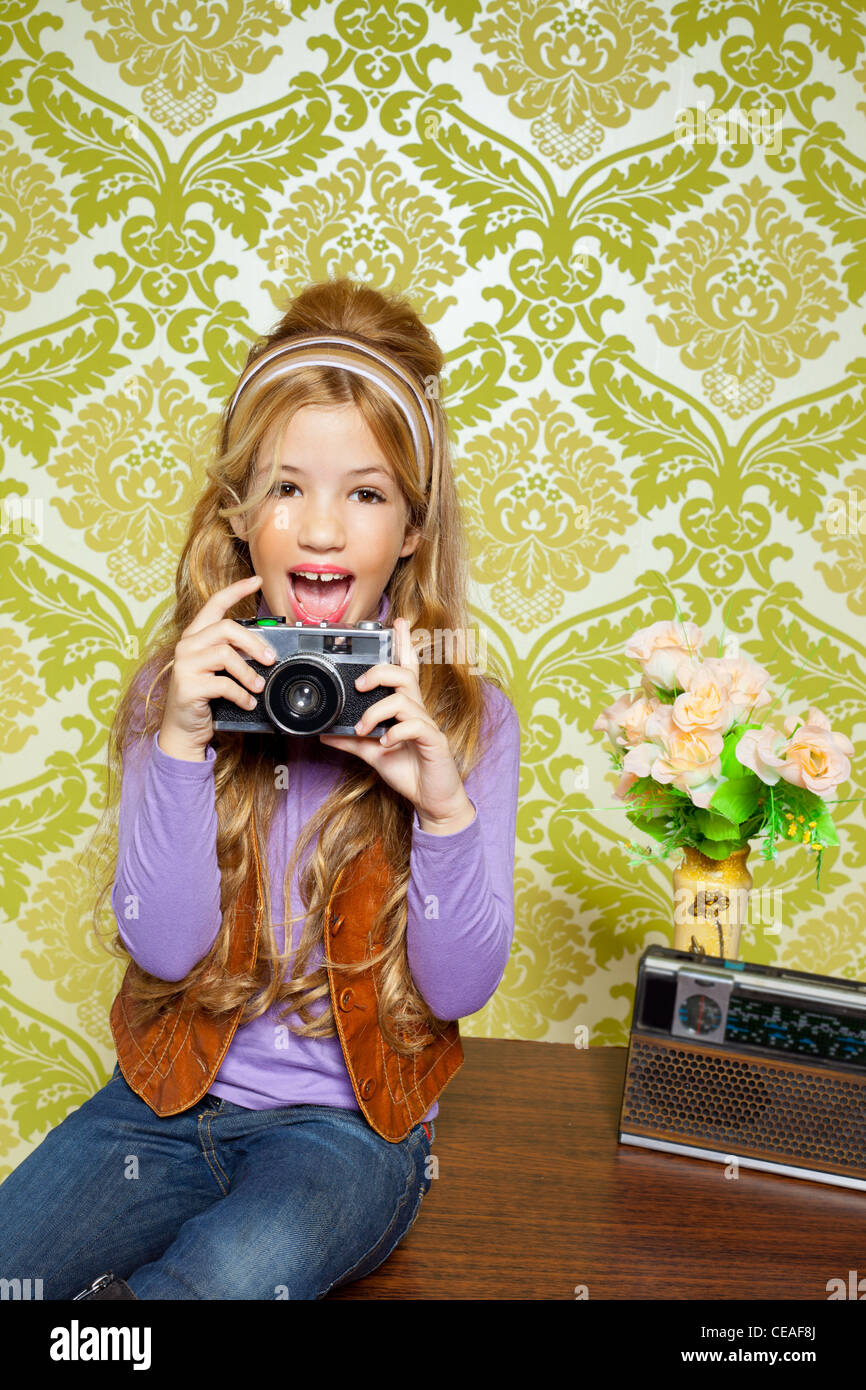 Vintage radio girl Banque de photographies et d’images à haute ...
