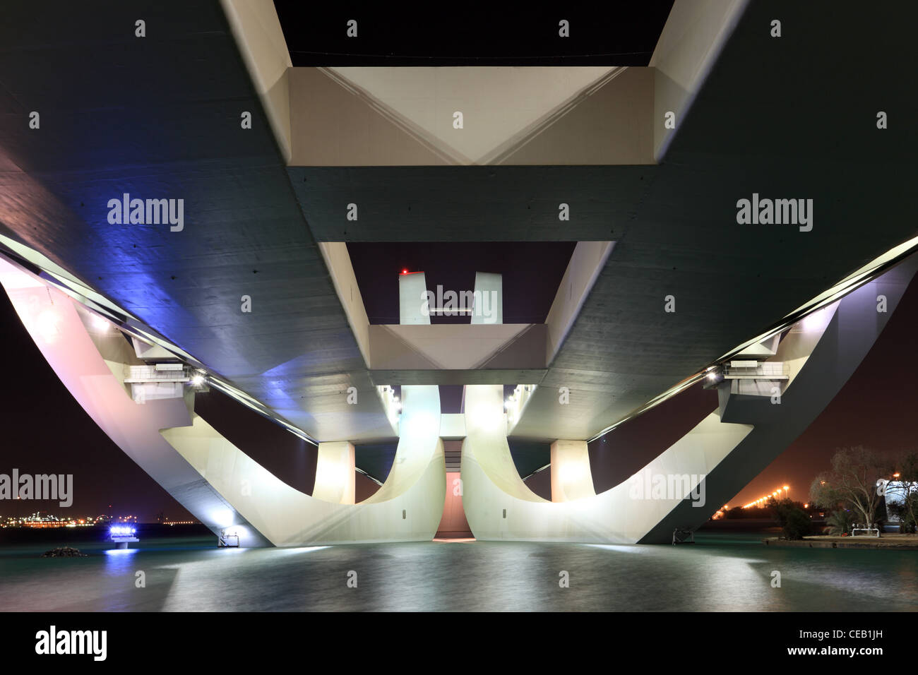 Pont sheikh zayed eau Banque de photographies et d’images à haute ...