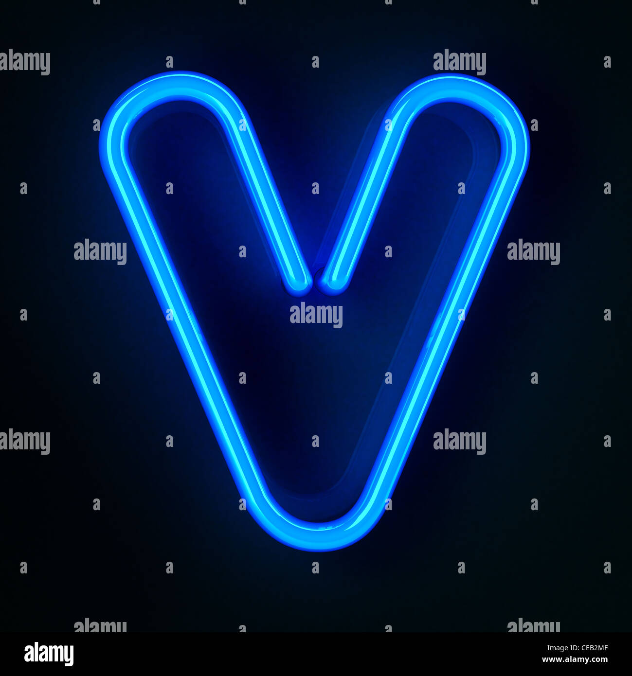 Lettre majuscule v Banque de photographies et d’images à haute ...