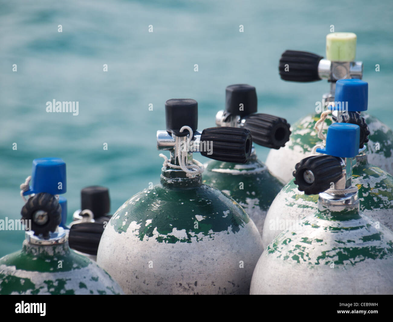 Oxygen bottle Banque de photographies et d’images à haute résolution ...