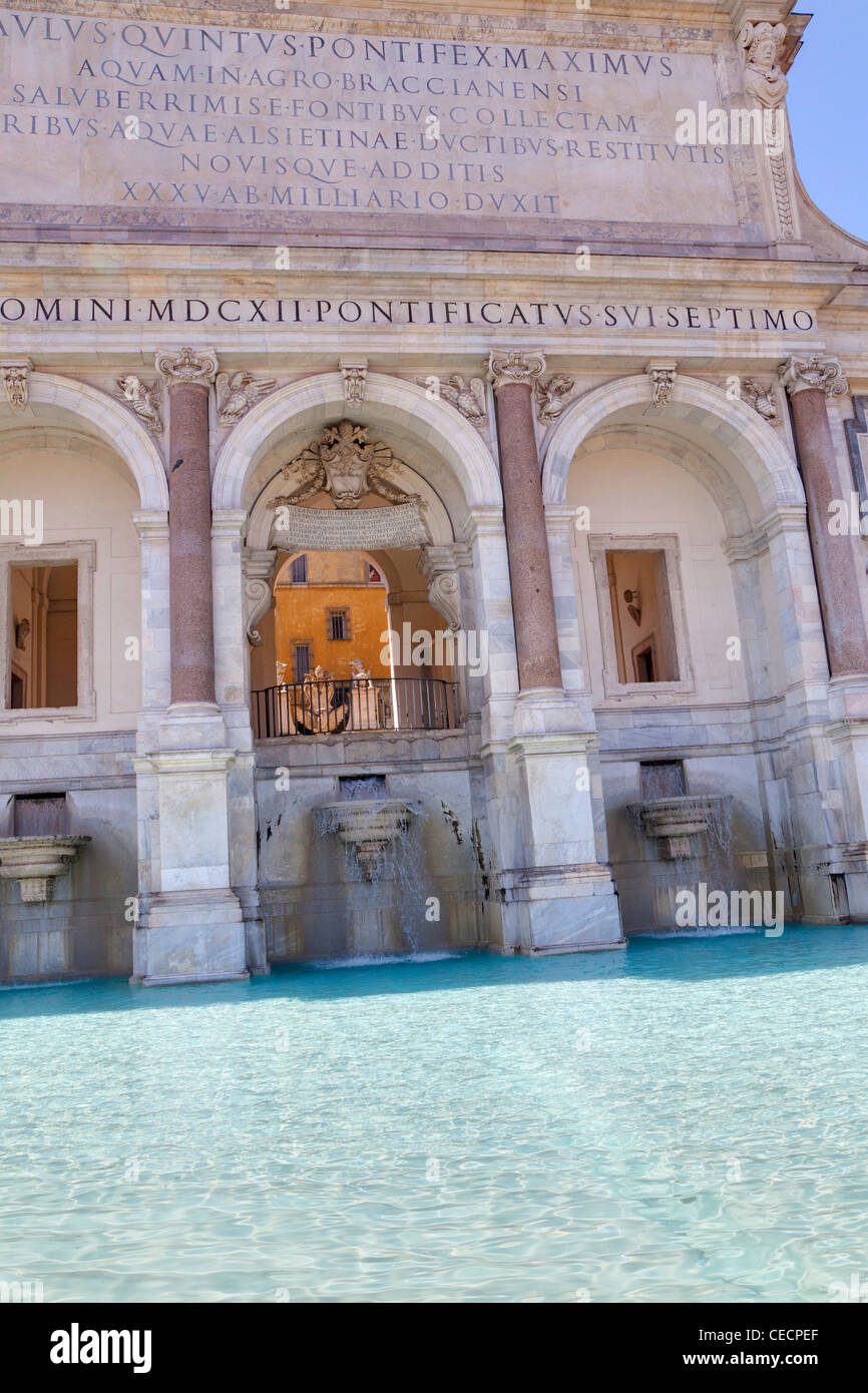 Fontaine d'eau de rome Banque de photographies et d’images à haute ...
