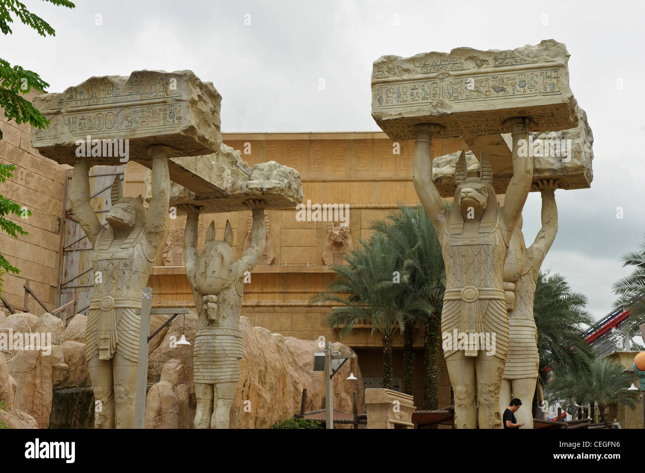 Anubis géant Statues, l'Égypte ancienne, Universal Studios Singapore ...