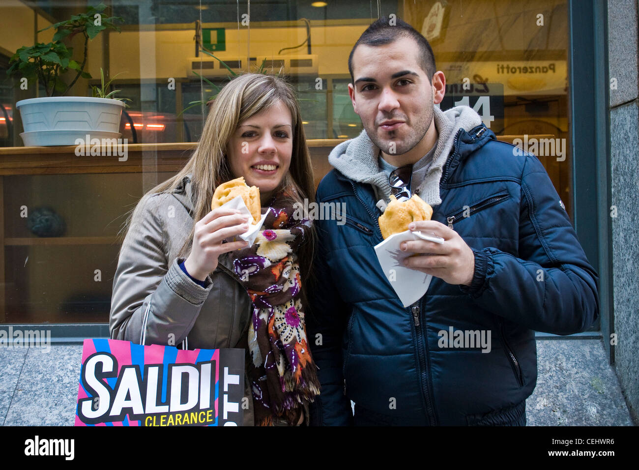 Panzerotti luini milan lombardy italy Banque de photographies et d ...