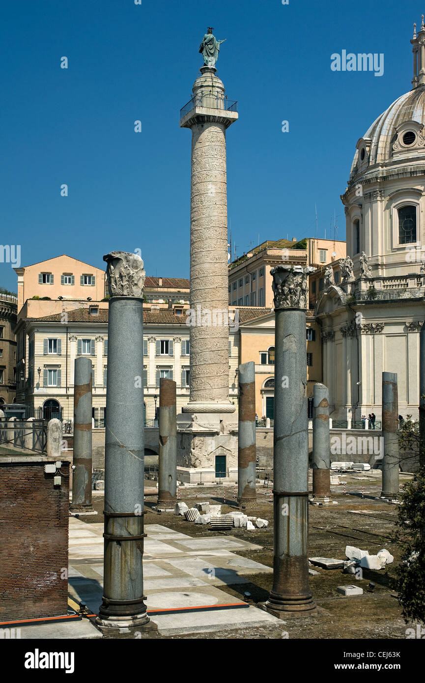 Colonne de trajan Banque de photographies et d’images à haute ...
