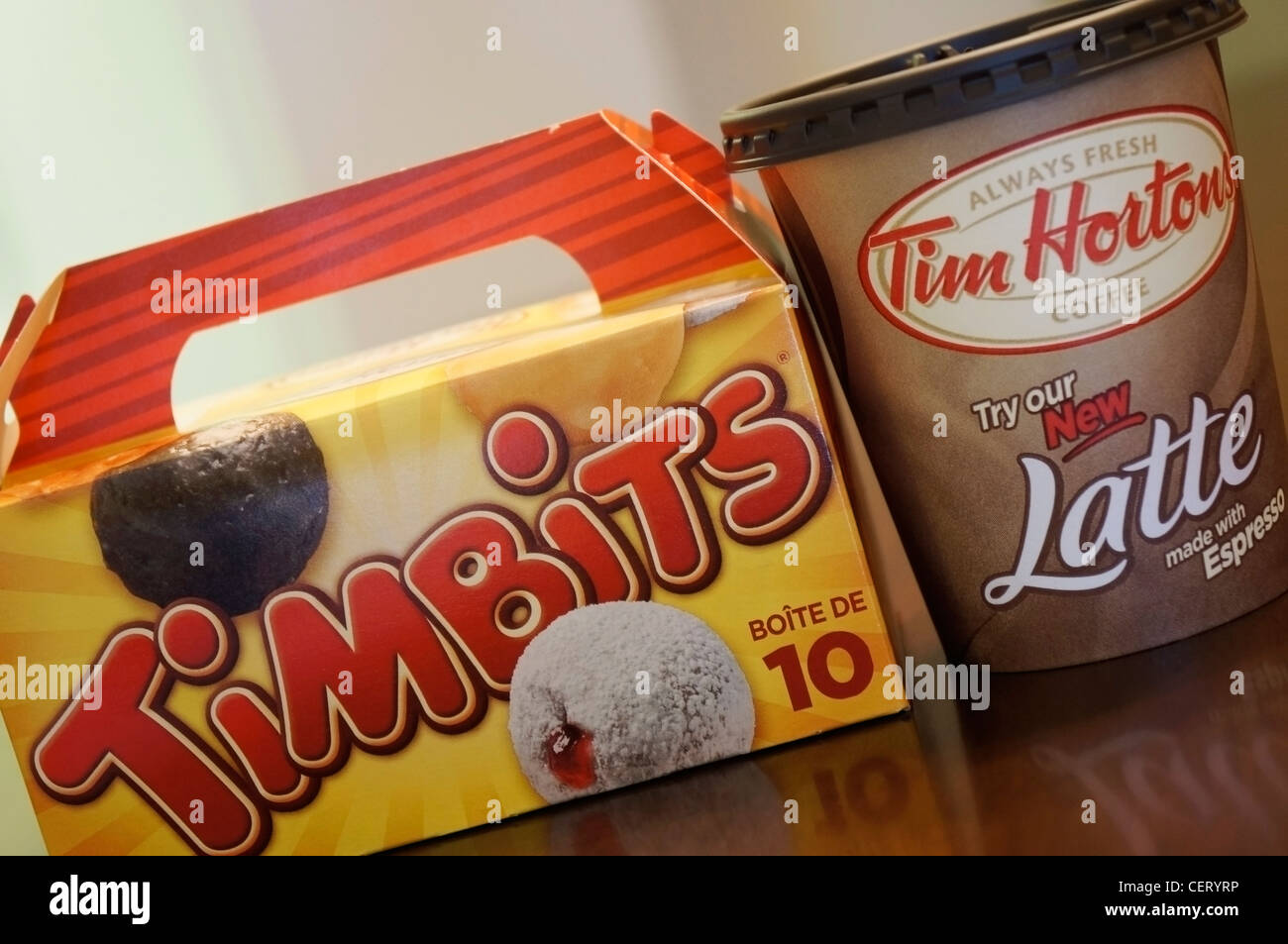 Tim hortons timbits Banque de photographies et d’images à haute ...