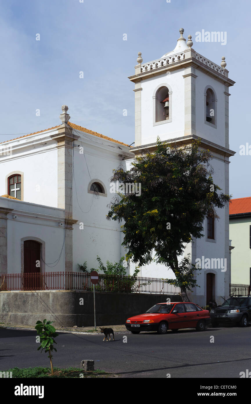 église catholique cap vert praia Banque de photographies et d’images à ...