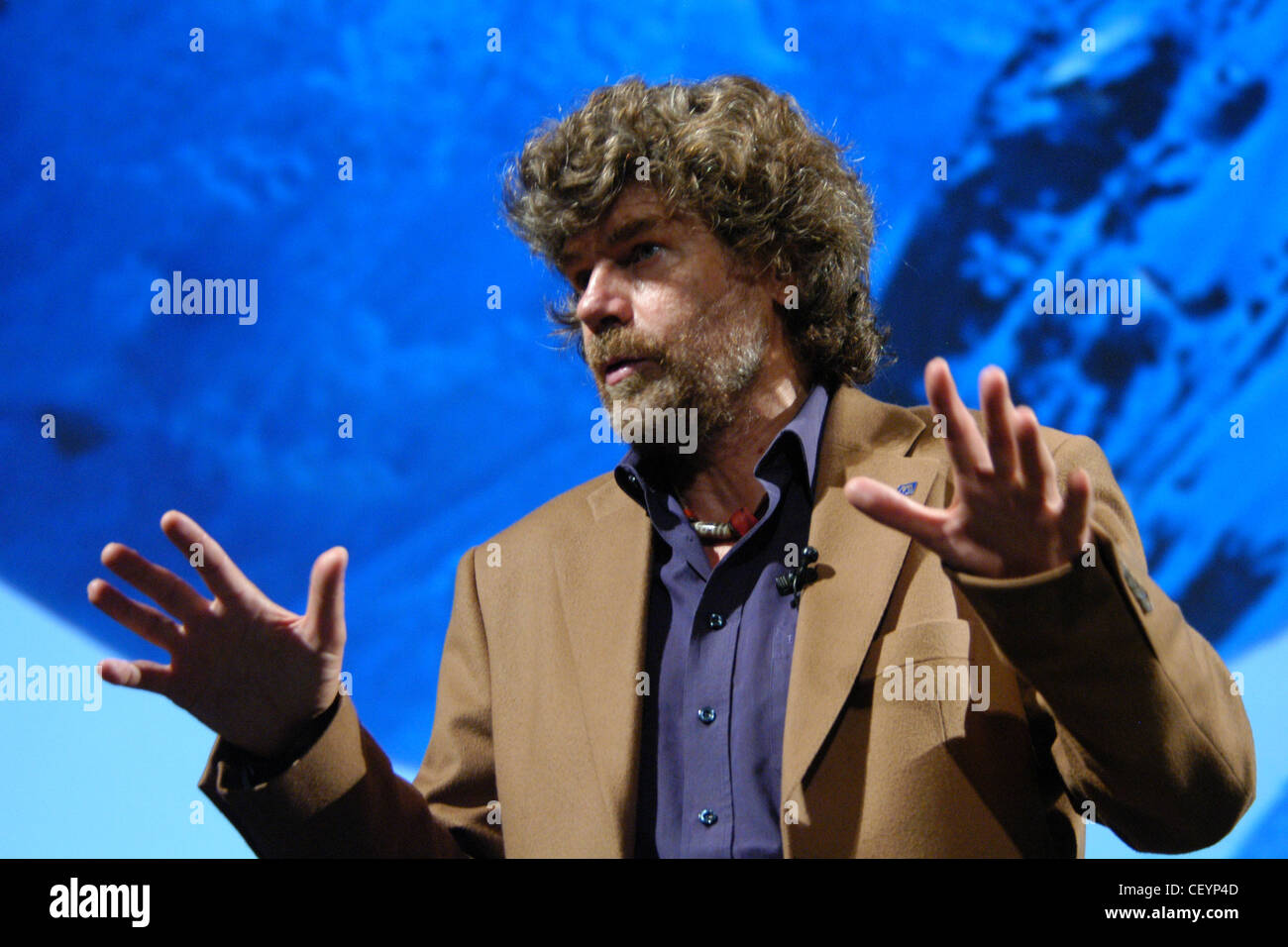 Alpiniste et explorateur reinhold messner Banque de photographies et d ...