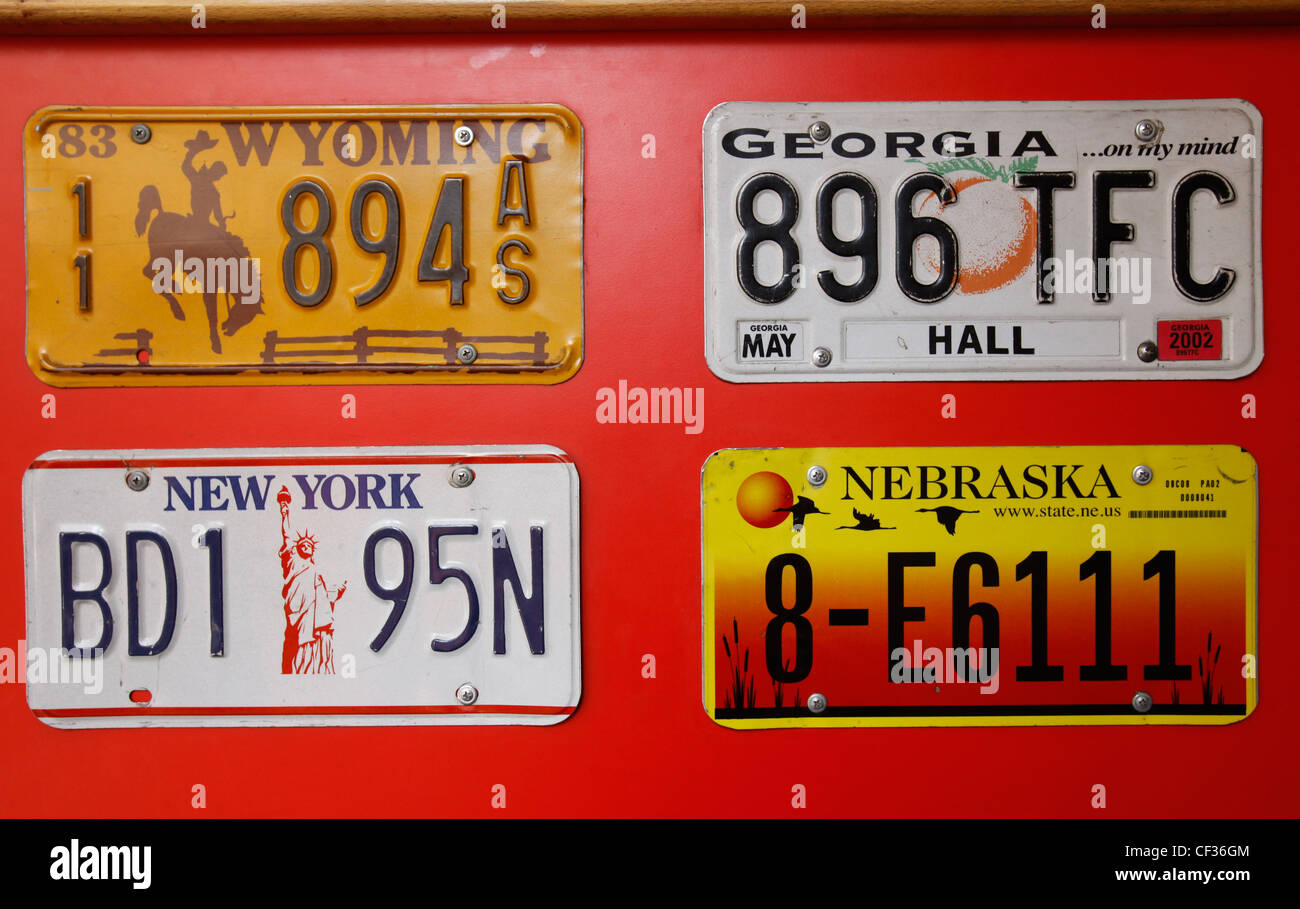 Plaque d'immatriculation de voiture Banque de photographies et d’images à haute résolution - Alamy