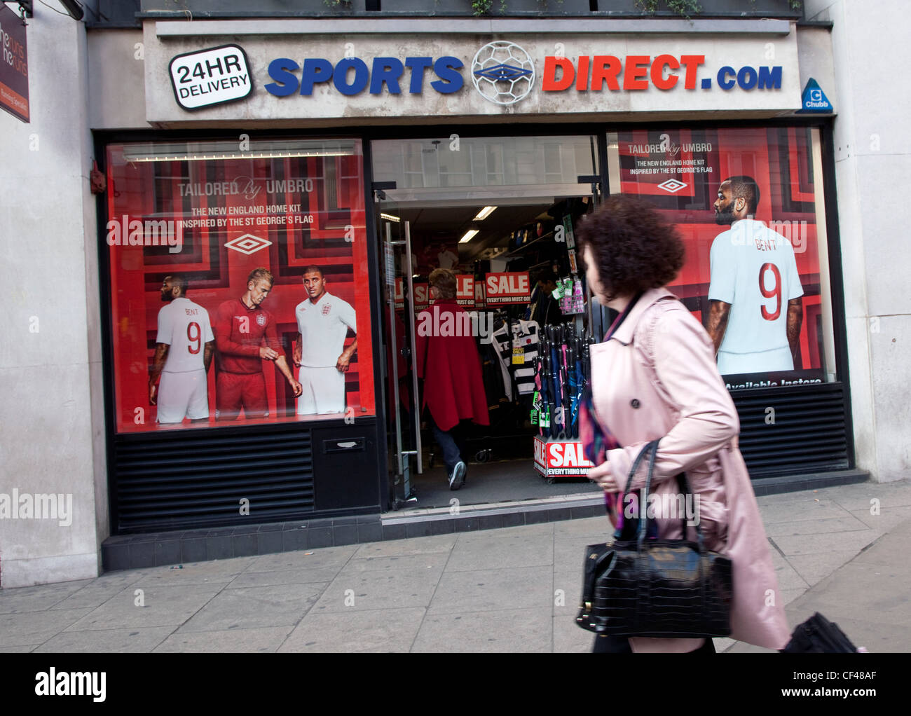 Sportsdirect com retail shop store Banque de photographies et d’images ...