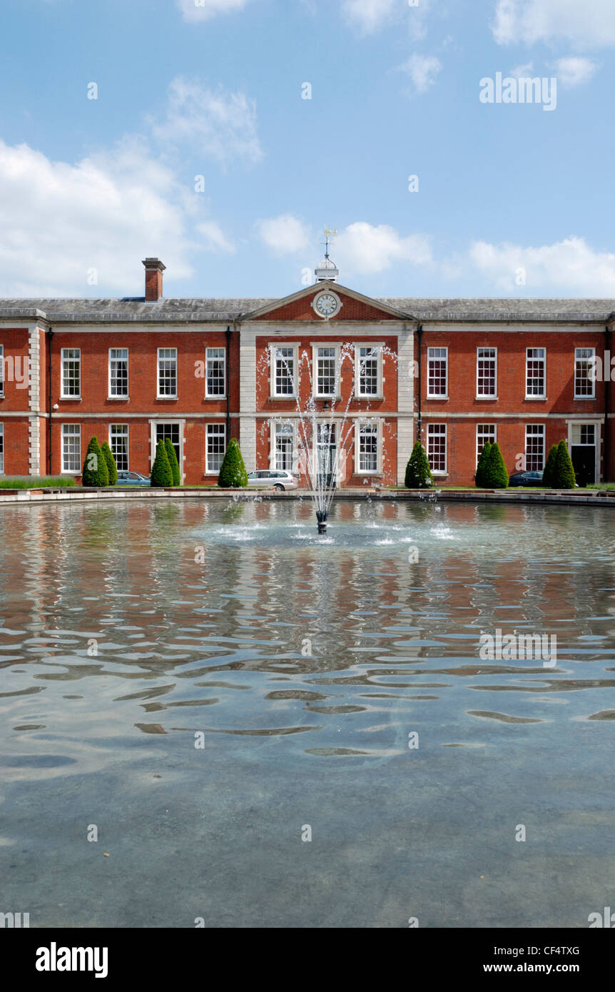 Caserne militaire Banque de photographies et d’images à haute ...