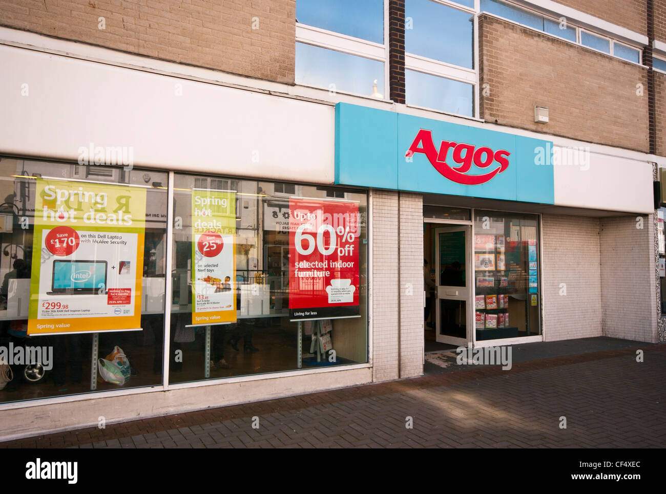 Argos shopfront Banque de photographies et d’images à haute résolution - Alamy