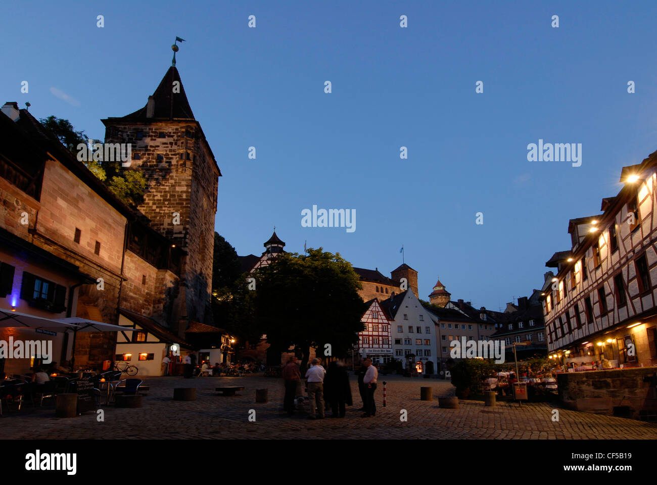 La Platz Am Tiergärtnertor (place Tiergärtnertor) se trouve à côté du ...