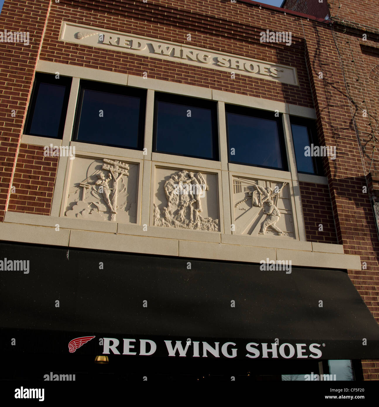 Red wing shoes Banque de photographies et d’images à haute résolution ...