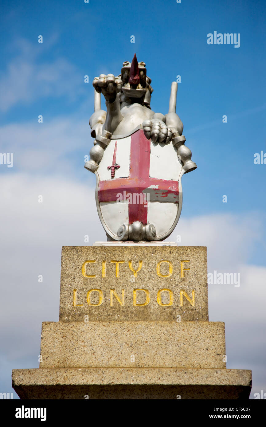 English dragon symbol city london Banque de photographies et d’images à ...