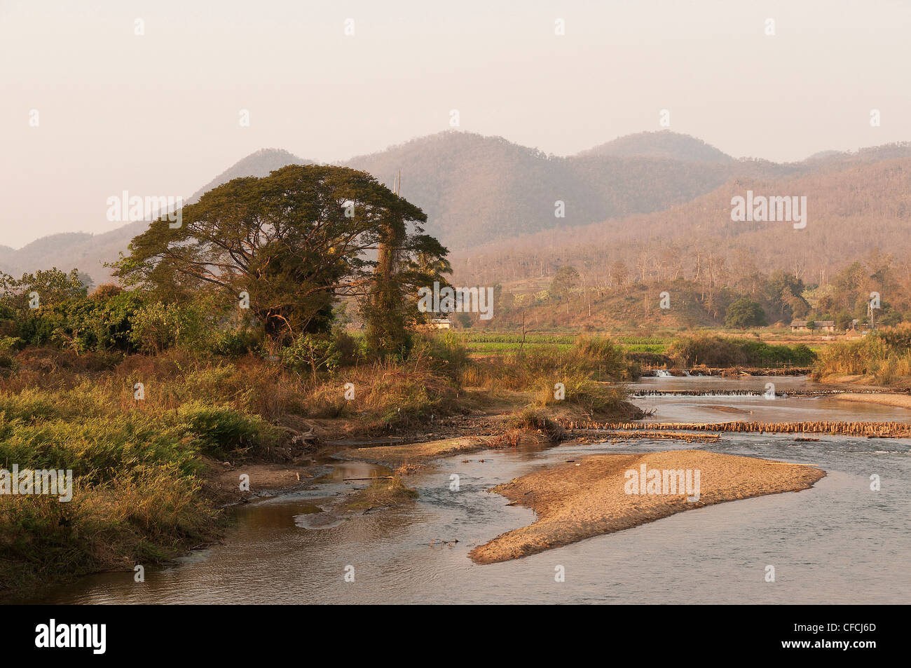 Pai river Banque de photographies et d’images à haute résolution - Alamy