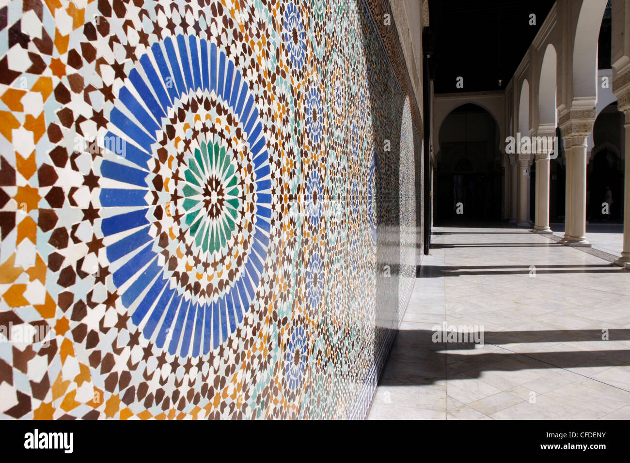 La grande mosquée de paris Banque de photographies et d’images à haute ...