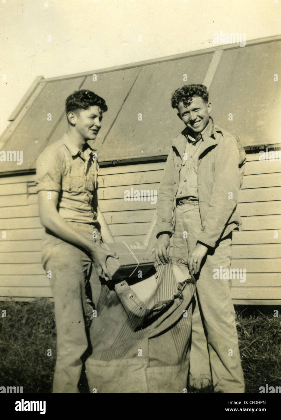 Mail Call US Marines USMC WWII guerre mondiale camp sac deux Photo ...