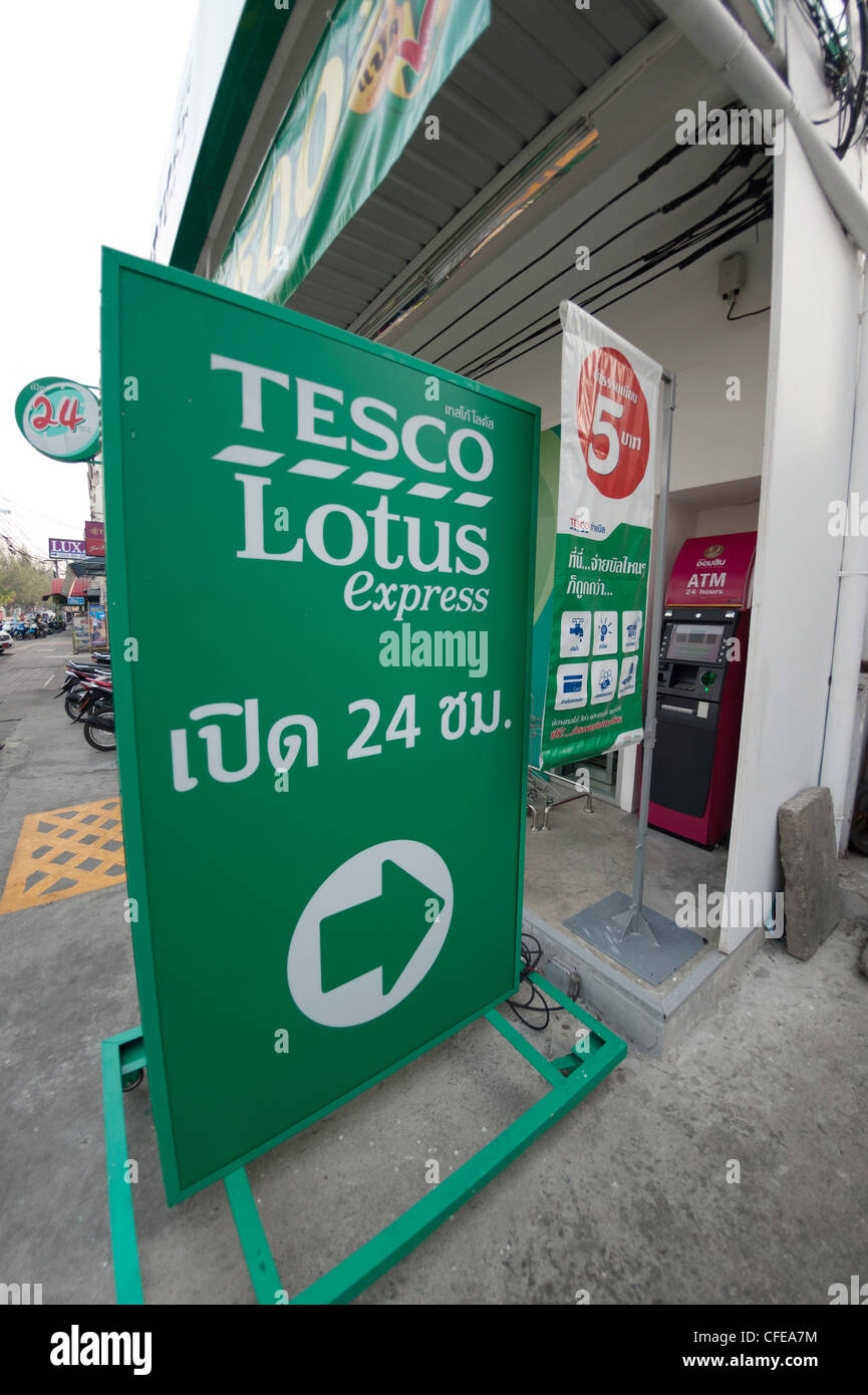 Tesco lotus express Banque de photographies et d’images à haute ...