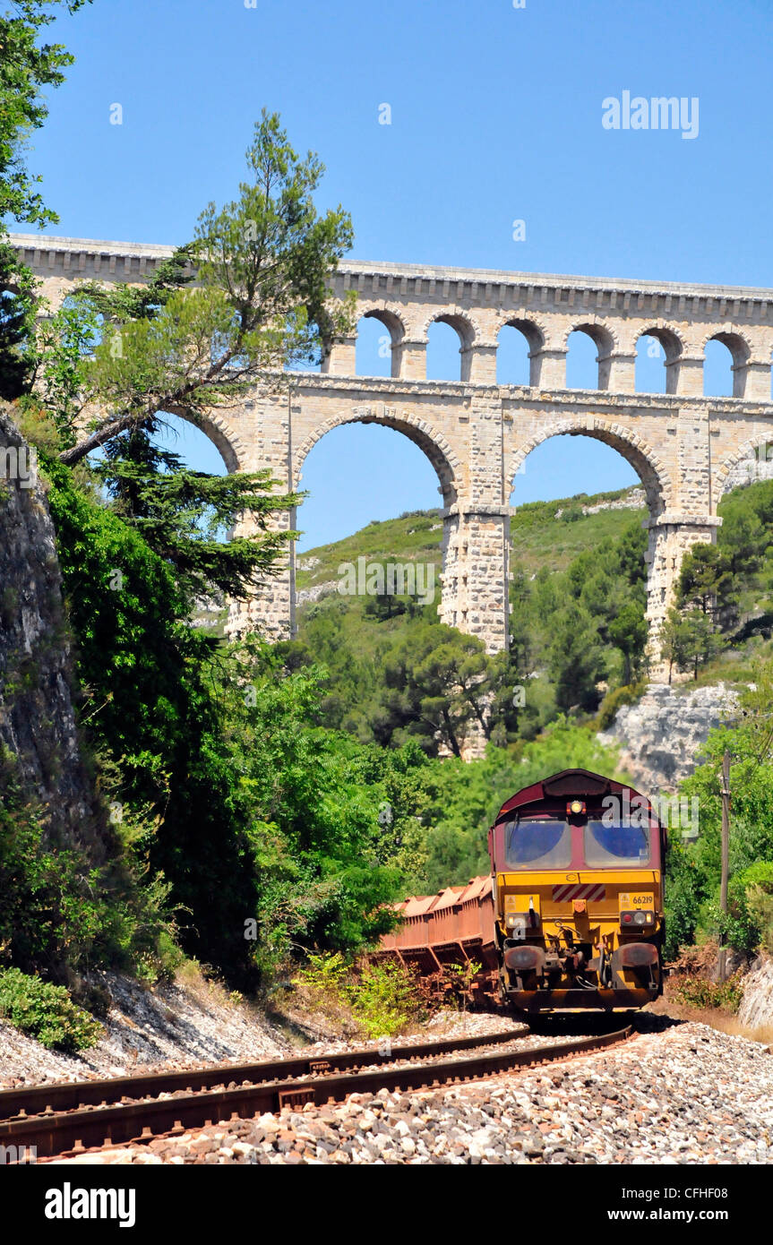 Train fret france marchandise Banque de photographies et d’images à ...