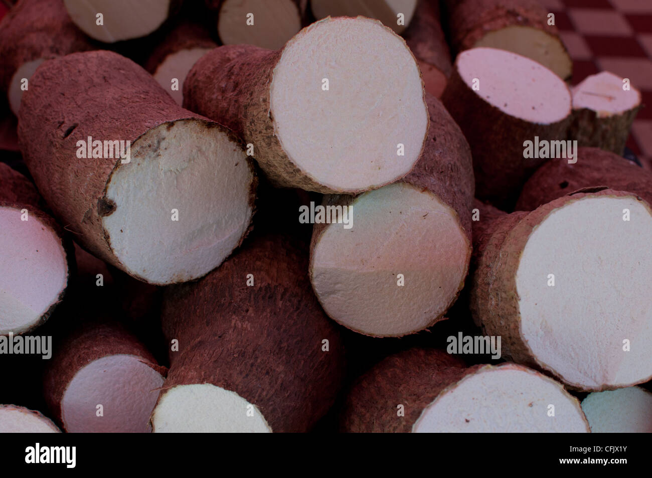 Ignames blanches Banque de photographies et d’images à haute résolution ...