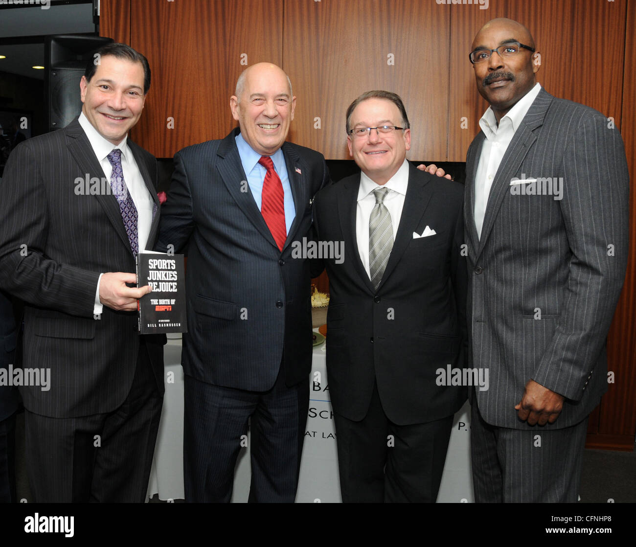 Bill rasmussen Banque de photographies et d’images à haute résolution ...