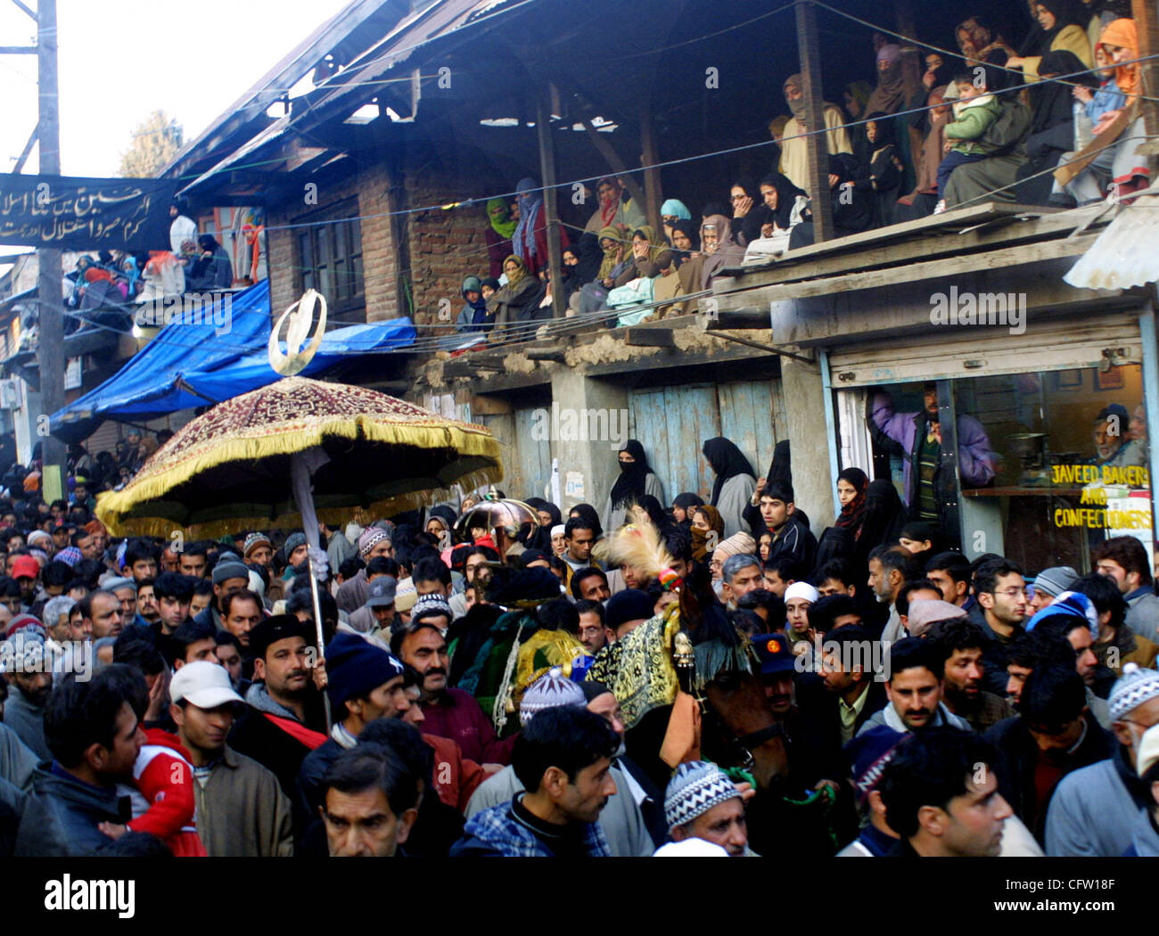 Shiite muslim Banque de photographies et d’images à haute résolution ...