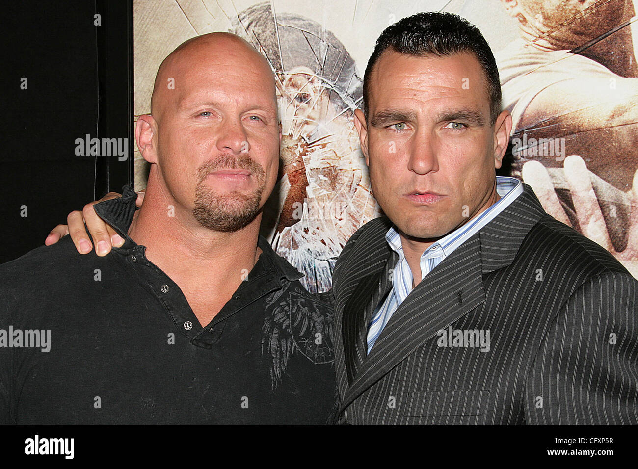 Vinnie jones steve austin condemned Banque de photographies et d’images ...