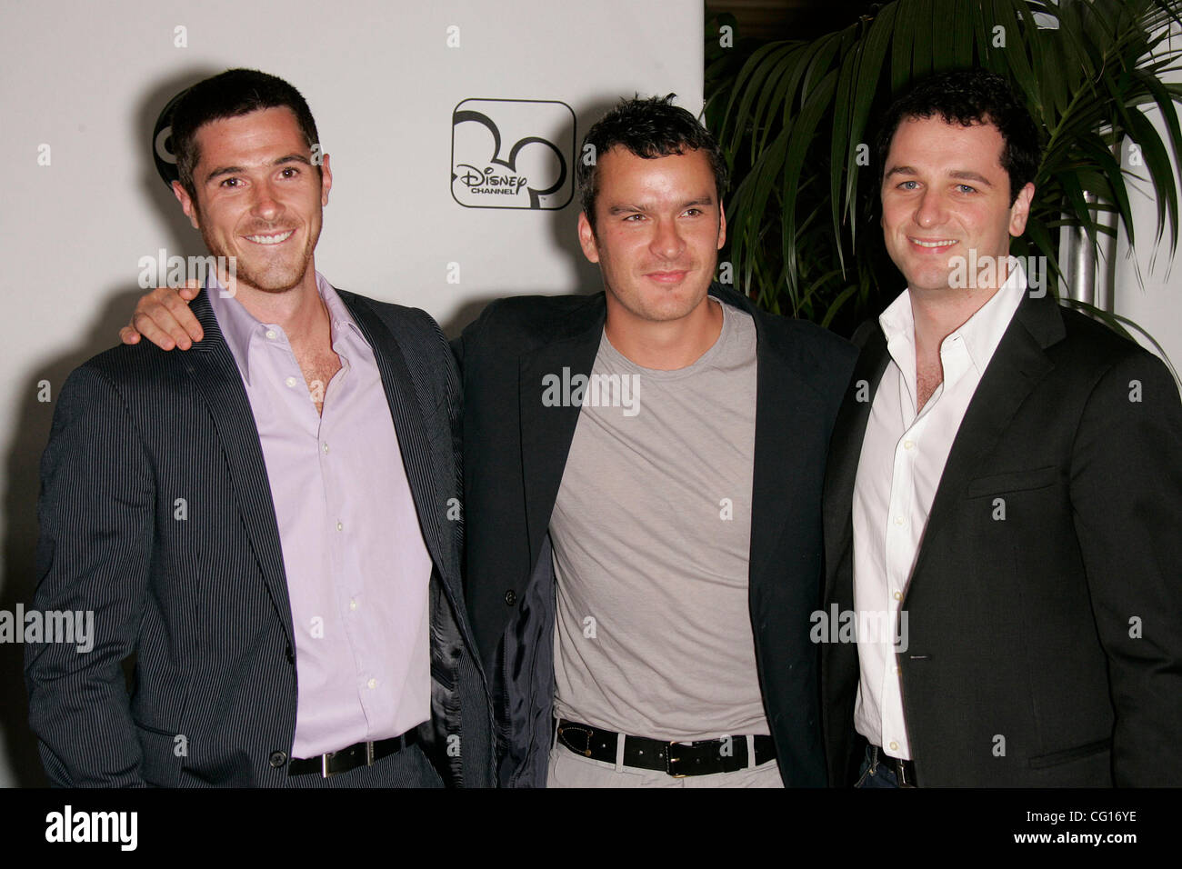 Jul 26, 2007 - Los Angeles, CA, USA - DAVE ANNABLE, Balthazar Getty et ...